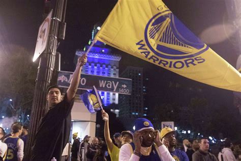 Warriors Victory Rally Parade Set Friday Morning Through Oakland
