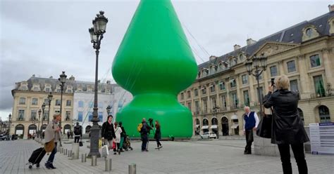 Giant Sex Toy Artwork Causes Outrage In Paris Irish Mirror Online