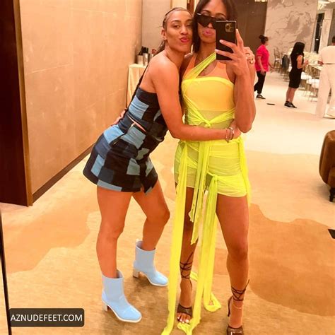 Isabelle Harrison Feet Aznudefeet