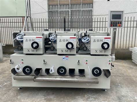 What Are The Advantages Of Roller Coating Machine Foshan Xmf