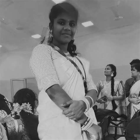 Keerthi💖 (@itz_me_keerthi_0609) • Threads, Say more