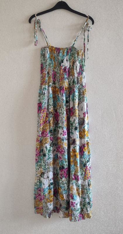 Плаття — ціна 300 грн у каталозі Сарафани Купити жіночі речі за доступною ціною на Шафі