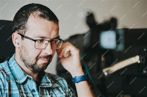 Premium Photo Portrait Professional Man Programmer Working Concentrated On Computer In Diverse