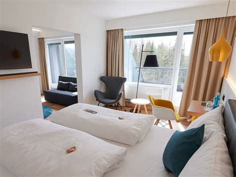Hotel Collegium Glashütten In Glashütten Auf Kurzurlaub De