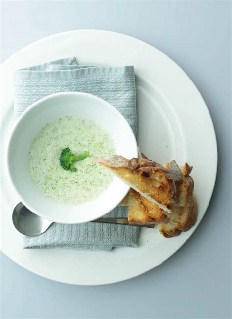 12 브로콜리 치즈 수프