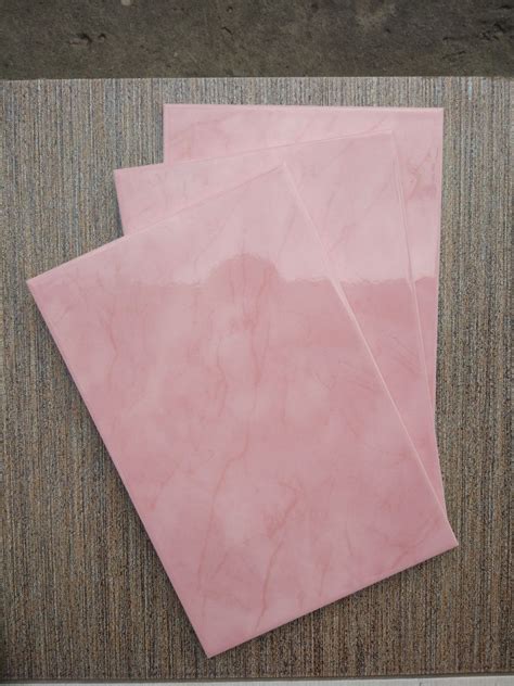 Керамічна облицювальна плитка 250 грн Оздоблювальні та облицювальні матеріали Грузьке на Olx