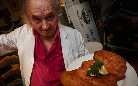 Düsseldorf Vera Geisel Frau Von Ob Geisel Sorgt In Farid Bang Debatte Für Verwirrung