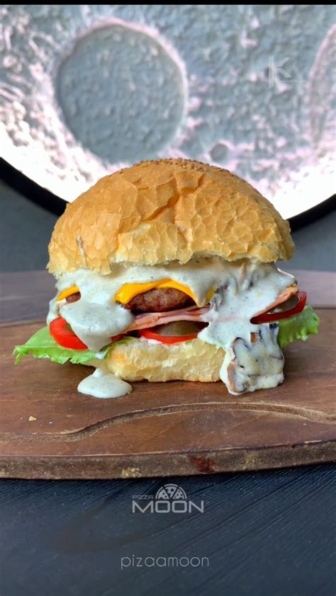 Pizzamoon Pizzaamoon • Instagram Photos And Videos