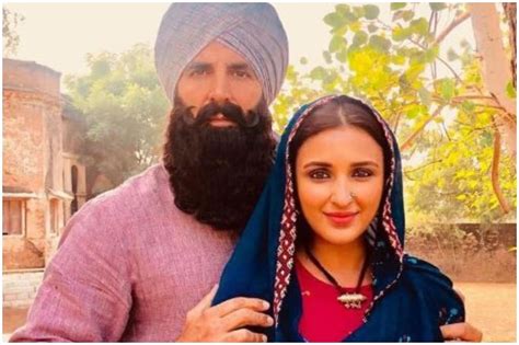 Kesari First Look Akshay Kumar And Parineeti Chopra Amaze As Sikh Warriors