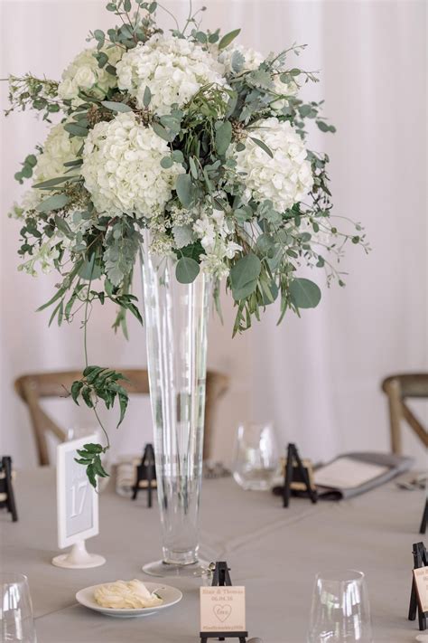 Tall Vases For Centerpieces With Flowers At Joseph Mease Blog