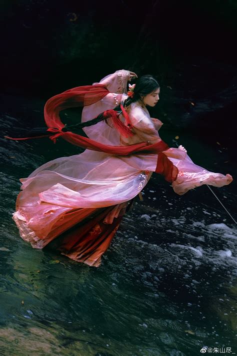 朱山尽 的个人主页 微博 花瓣网