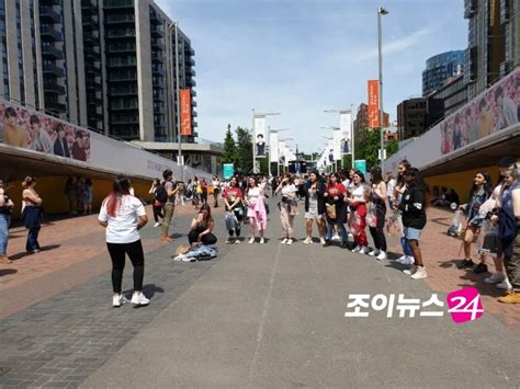 [여기는 런던]bts 맞을 준비 끝났다…웸블리 공연 카운트다운