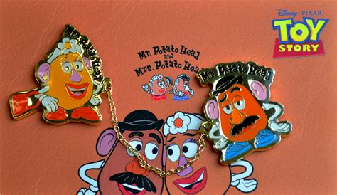 Iknowk Toy Story Chained Pin Sets Mr And Mrs Potato Head Pin 72252