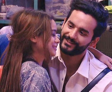 Pin On Manisha Rani Best Friends Funny Funny Mind Tricks Friends Funny