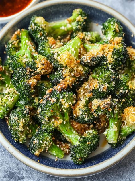 Irresistible Crunchy Baked Broccoli With Spicy Soy Sauce