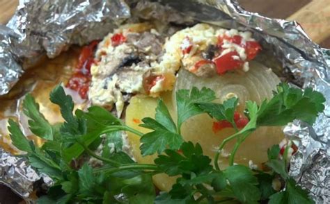 Мясо свинины запеченное в фольге куском с овощами в духовке рецепт с фото пошагово