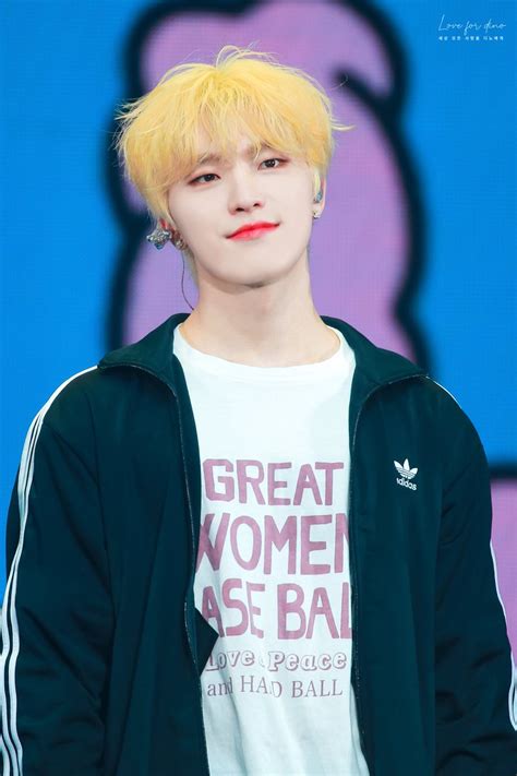 𝘓𝘰𝘷𝘦 𝘧𝘰𝘳 𝘋𝘐𝘕𝘖 On Twitter 230311 디노 Dino