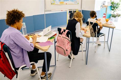 5 Contoh Susunan Acara Outing Class Bikin Gak Bosan Idn Times