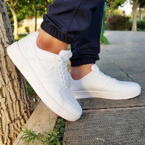 قیمت و خرید کفش پیاده روی مدل Air Force One React 1401