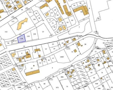 Общинският съветник от Царево Емил Пейчев Още два парцела от терена за автогарата отиват за