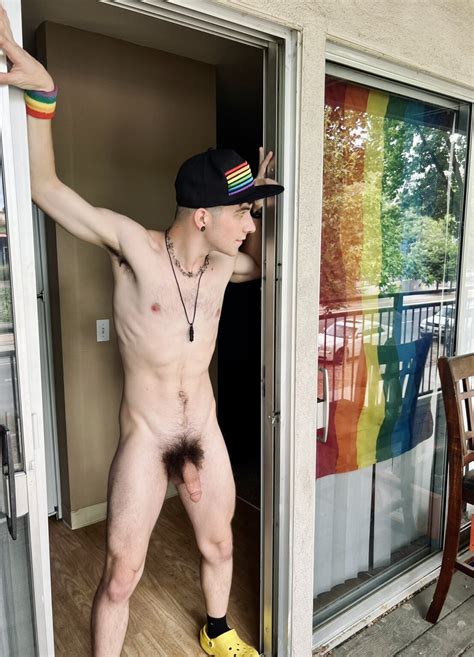 Model Of The Day Harrison Todd Daily Squirt