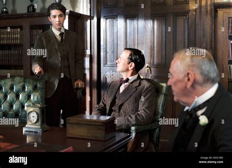 The Greatest Game Ever Played Shia Labeouf Justin Ashforth Len Cariou 2005 C Walt Disney