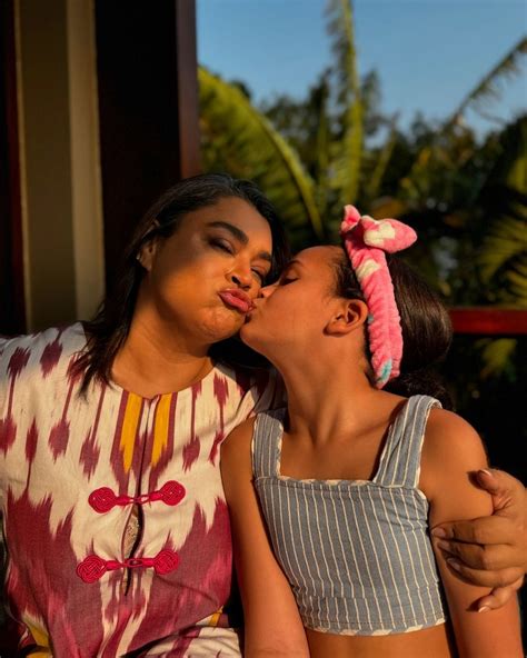 Após Reiniciar Tratamento Preta Gil Ganha O Carinho Da Neta Cheia De