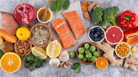 فيتامين د ما هو، فوائد للجسم، أعراض وعلامات نقصه