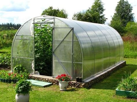 Як правильно розташувати на ділянці теплицю Всезнайко Корисні поради