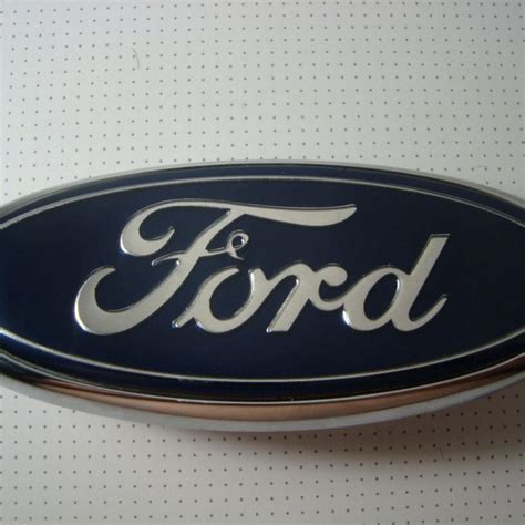 Эмблема на багажник на Форд Фокус значок Ford – купить в Санкт ...