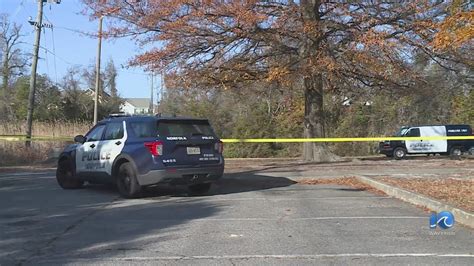 NPD investigate undetermined death at Tarrollton Park - YouTube