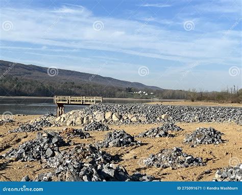 Bald Eagle State Park In Pa Stock Image Image Of Autumn Woodland