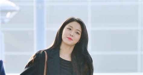 포토엔hd Aoa 설현 주변 정신줄 쏙 빼 놓은 미모공항패션 포토엔hd Aoa 설현 주변 정신줄 쏙 빼 놓은 미모공항패션