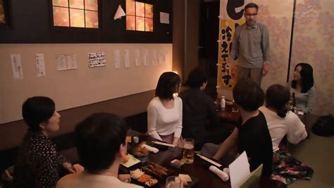 A Babe Wife Who Turns Into A Kisser When She Gets Drunk And Secretly Cheats On Her Husband At