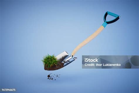 정원에서 땅을 경작하는 개념 파란색 배경에 흙과 잔디가 있는 삽 3d 렌더링 삽에 대한 스톡 사진 및 기타 이미지 삽 퇴비