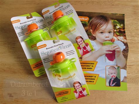 Booginhead Squeez Em Pouches Plus Strawberry And Banana Smoothie Recipe Outnumbered To