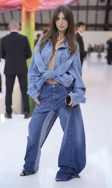 Jeans Con Costuras Torcidas Tendencia Otoño Invierno 2024