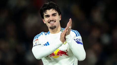 Struijk Set Sights On Leeds Exit To Join Champions League Club