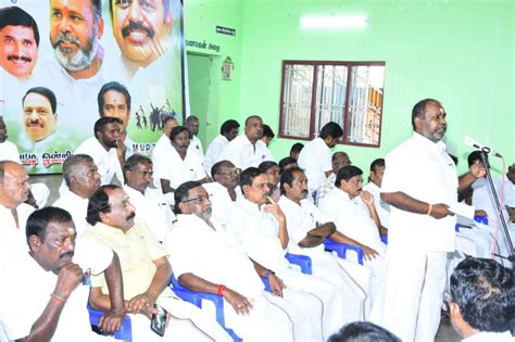 “பணி சுமையால் காவல் துறையினர் மரணம் அதிகரிப்பு” ஆர் பி உதயகுமார் குற்றச்சாட்டு Former