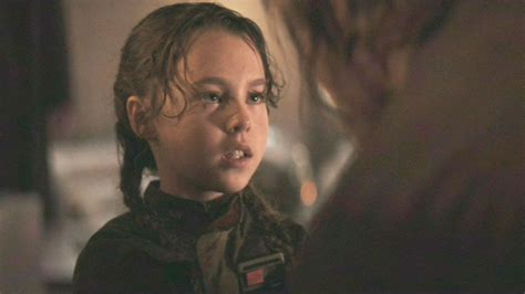 Así Luce La Actriz Que Interpretó A Jyn Erso De Niña En Rogue One Una
