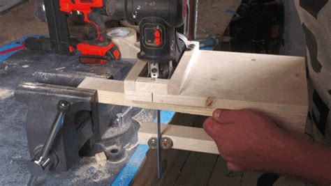 Два подшипника и два дюбеля необычная идея для инструмента Генератор