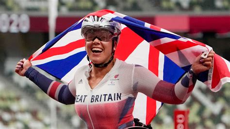 Tokyo Paralympics Hannah Cockroft Powers To Sixth Paralympic Gold