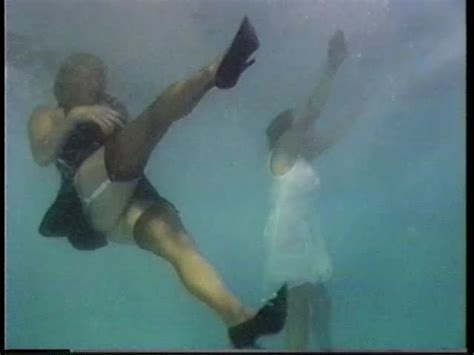 Joanne Sex Underwater Tour