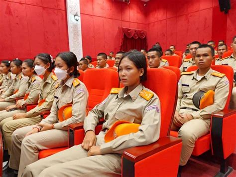 អ្នកឧកញ៉ា លាង ម៉េង ឧបត្ថម្ភភេសជ្ជៈ ៧៥០កេស អបអរពិធីបុណ្យចូលឆ្នាំខ្មែរ និងបង់អង្គុយចំនួន ១៥០បង់