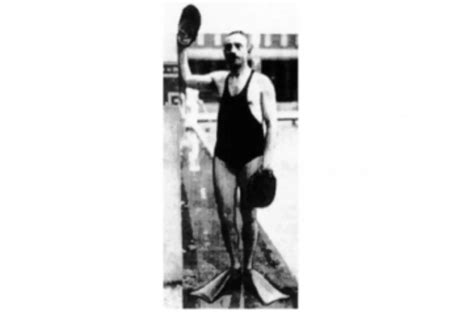 Benjamin Franklin Founding Father Incredible Inventor And 1 Swim