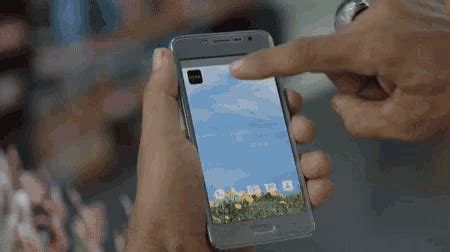 Scanning Bar Code GIF Scanning Bar Code Qr Code Discover Share GIFs