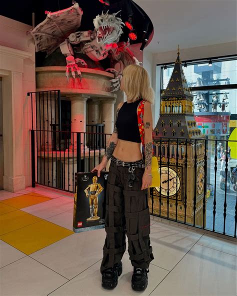 Anna Ullmann Anna Ullmann Added A New Photo