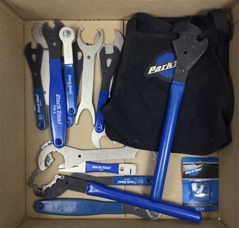 Lot 16pc Park Tools Bicycle Tools Apron