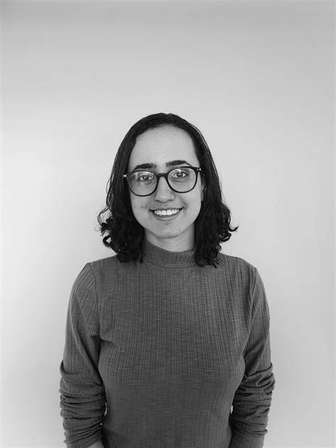 Sofia Guimarães Medium