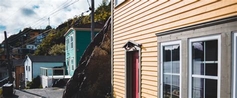 Timber On Timber Exploring The Perfect Match Of Timber Fencing For Timber Frame Houses In Hamilton